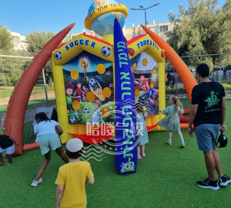 Custom Inflatable Yard Decorations: How They Work - Hello Inflatables